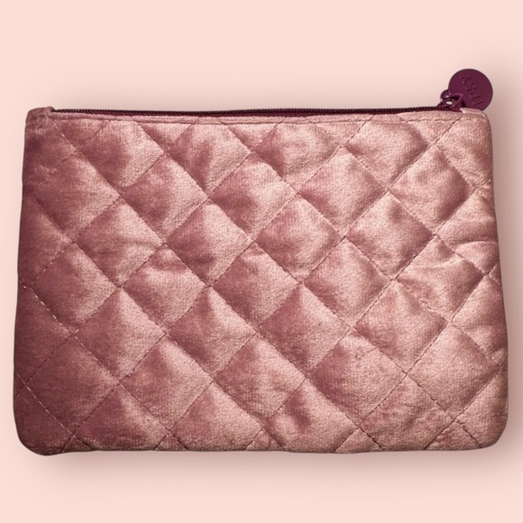 ipsy | Bags | 3 Ipsy Makeup Glam Bag Quilted Velvet Light Purple Feb ...